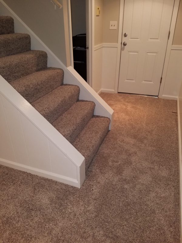 Carpet Installation On Stairs - Rob's Carpet Service