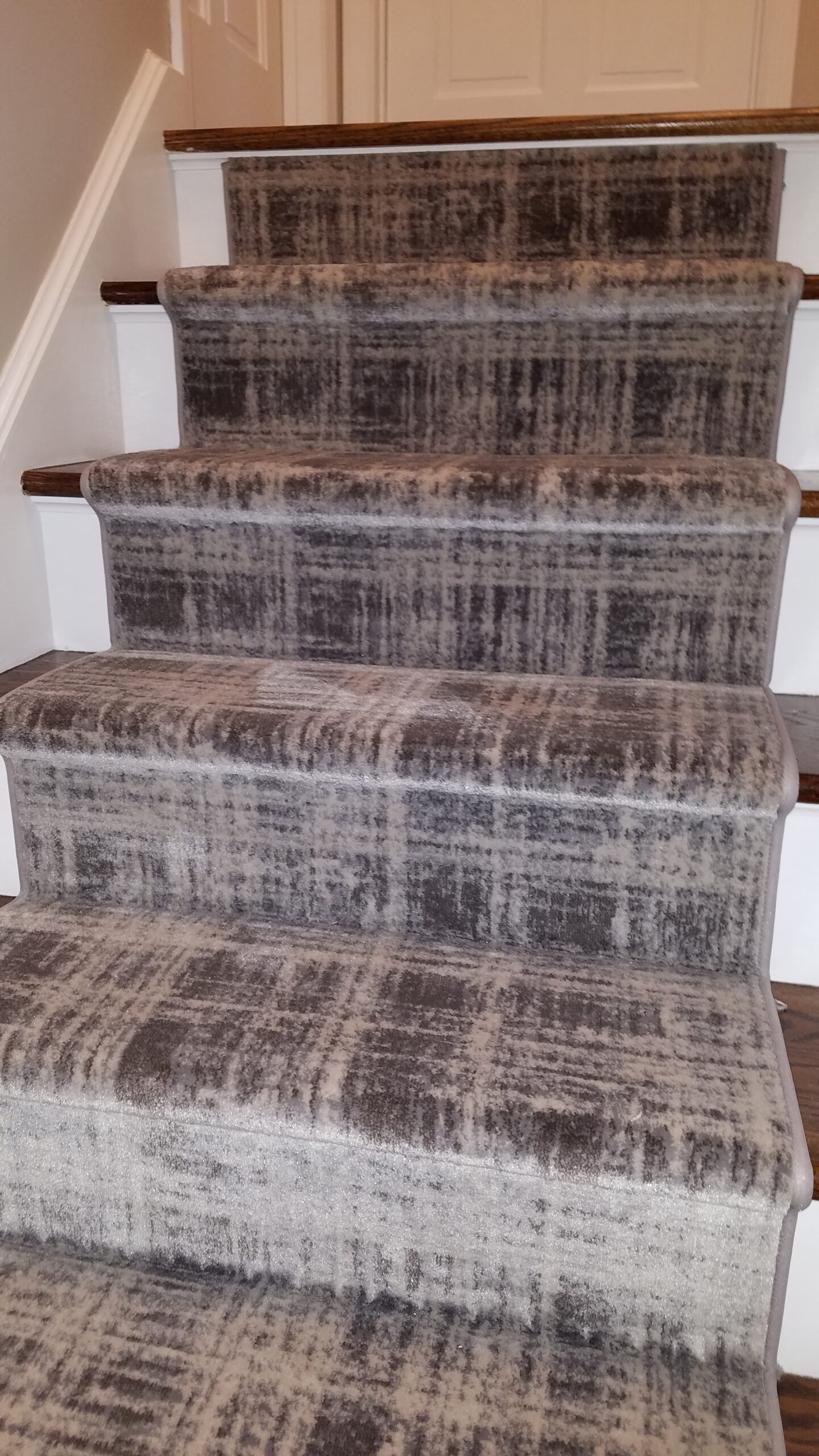 Carpet on stairs - Rob's Carpet Service